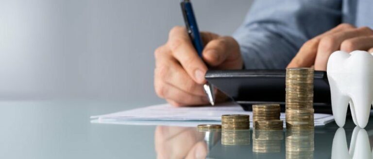 How Much Do Dentures Costs - With & Without Insurance